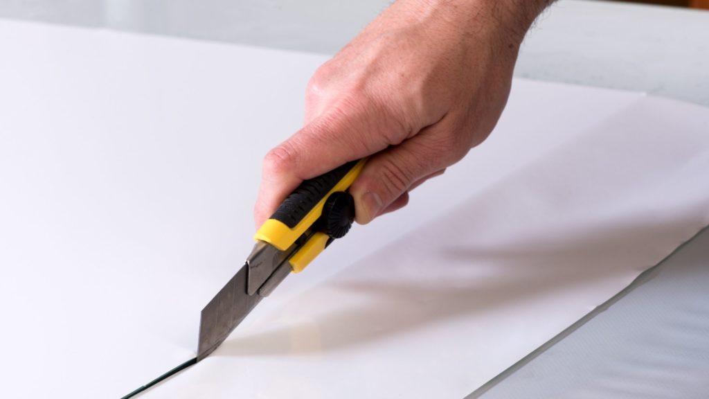 Snap Off Blade Cutter - SafetyCutters.net